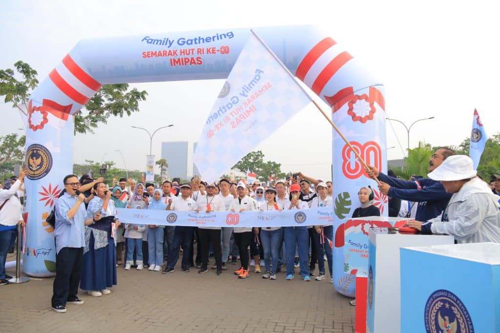 Kakanwil Ditjenpas Jateng Ikut Meriahkan Fun Walk IPPA Fest 2025: Jaga ...